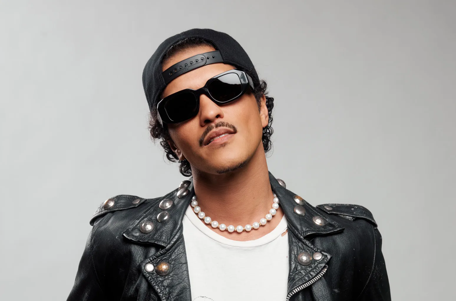 Bruno Mars Net Worth 2026 A Comprehensive Guide to the Multi-Talented ...